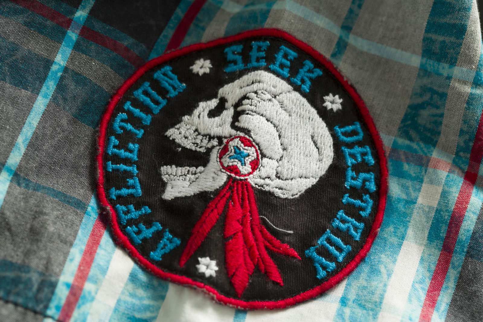 Affliction Hemd Quick Fix mit bestickten Logo Patches