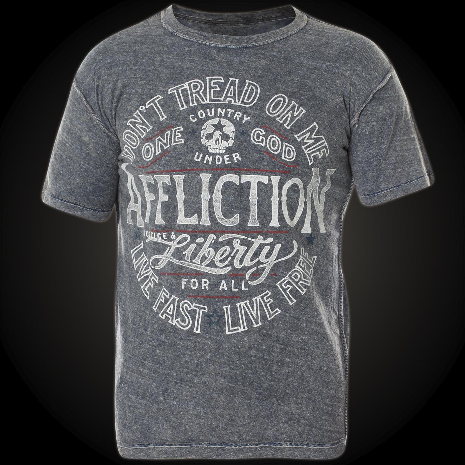 Affliction Life Fast Rev. T-Shirt mit Flagge, Waffe, Totenkopf
