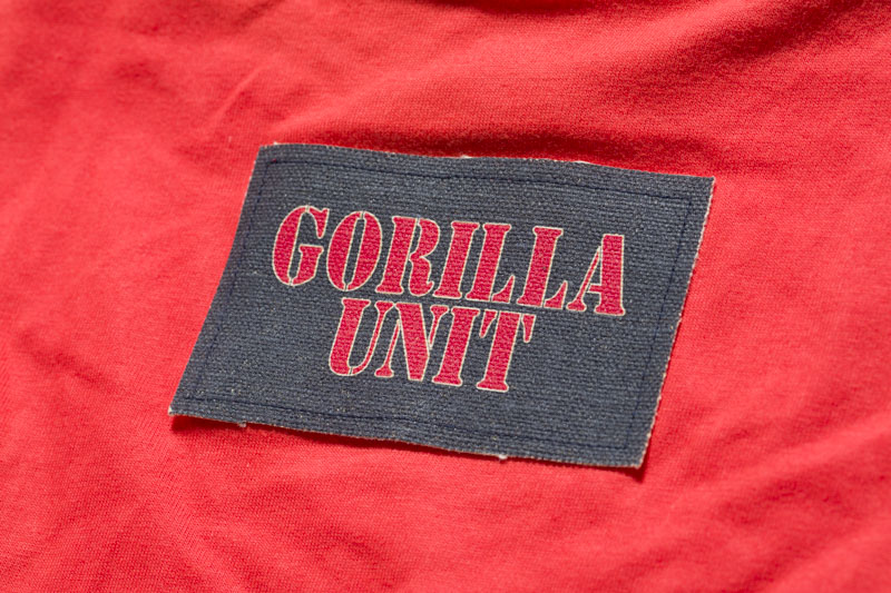 Gorilla Unit T-Shirt Logo - Shirt mit großem Print, Patch und ...